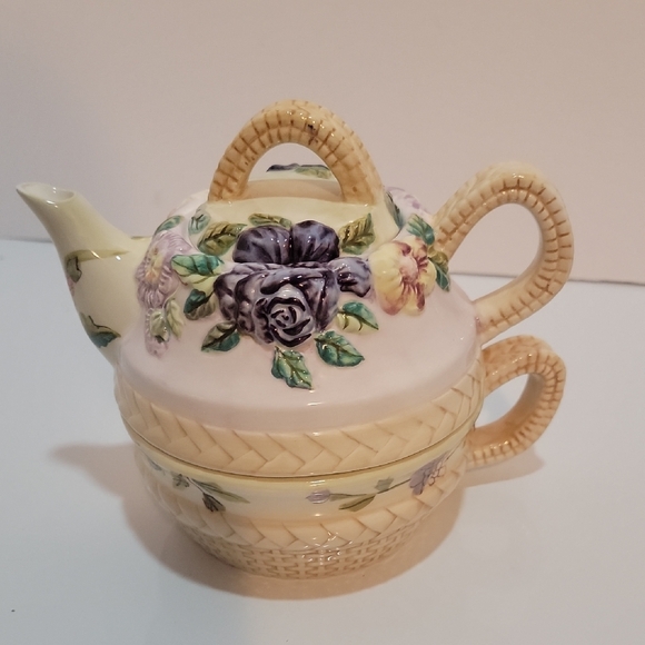 Tracy Porter | Dining | Tracy Porter Cottage Rose Teapot And Cup Set ...